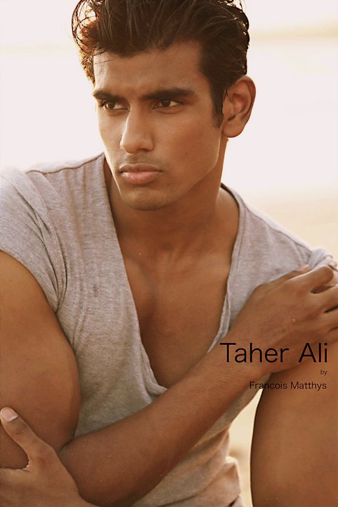 Shirtless Bollywood Men: Taher Ali