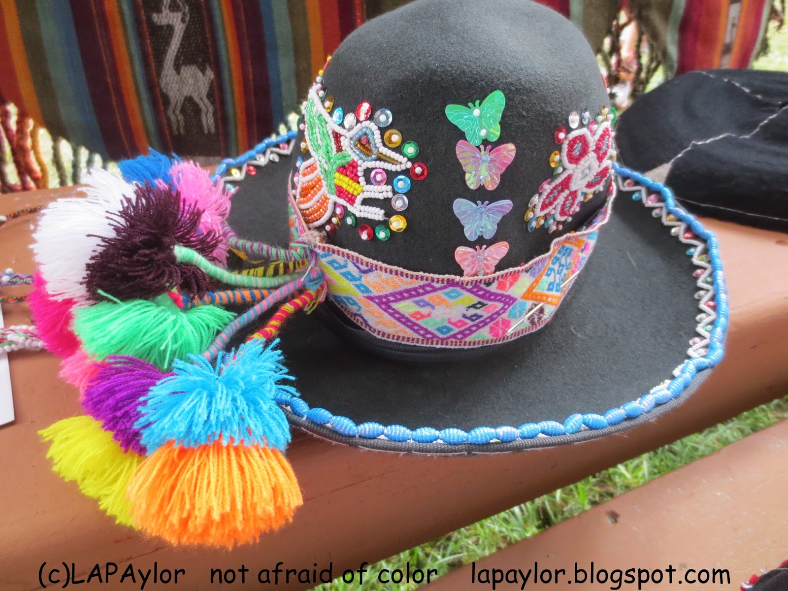 Not Afraid of Color: Many colors of Peru's crafts