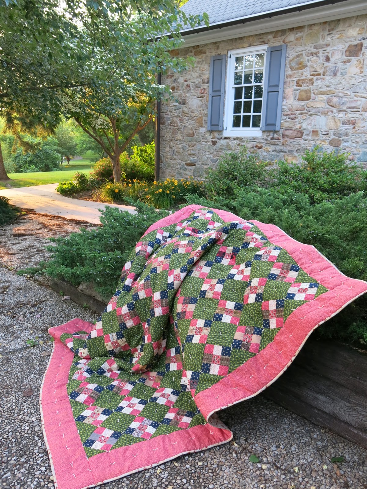 Miss Andrea Quilts: Antique Quilt Photo Shoot