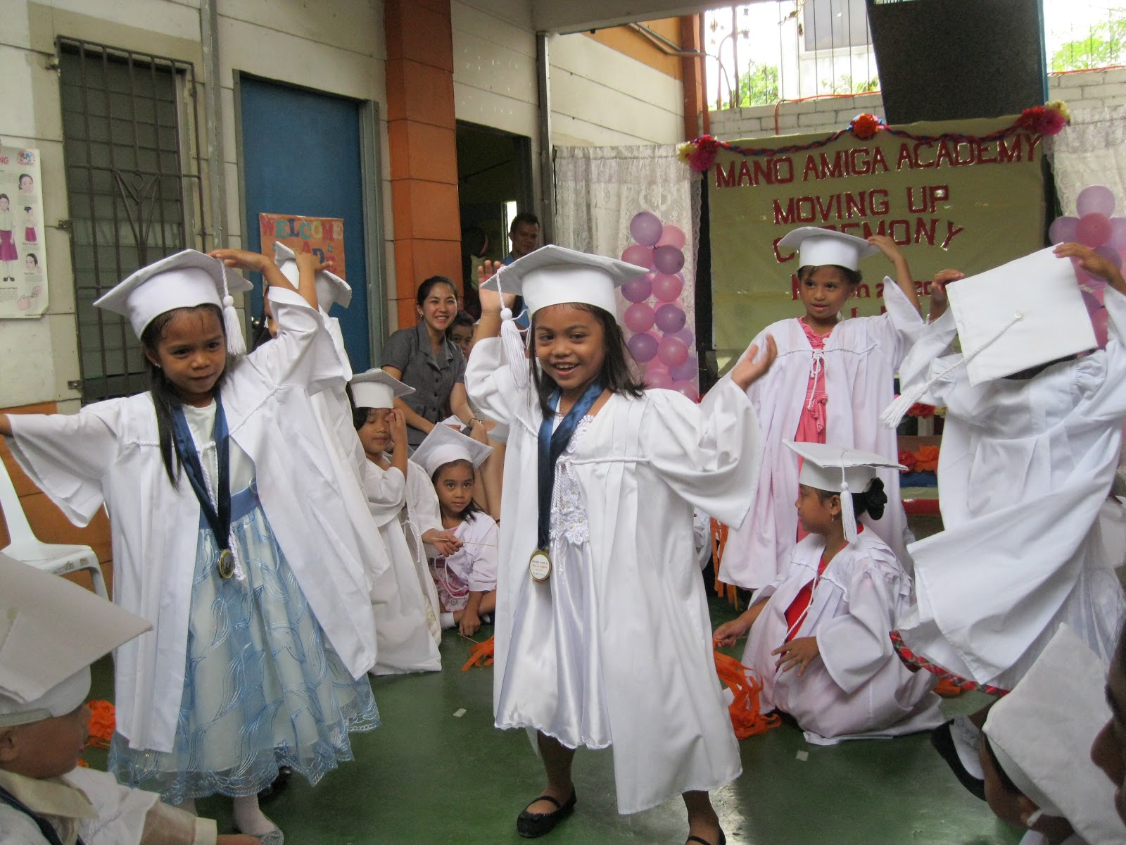 Mano Amiga Pilipinas: Kindergarten moving up day