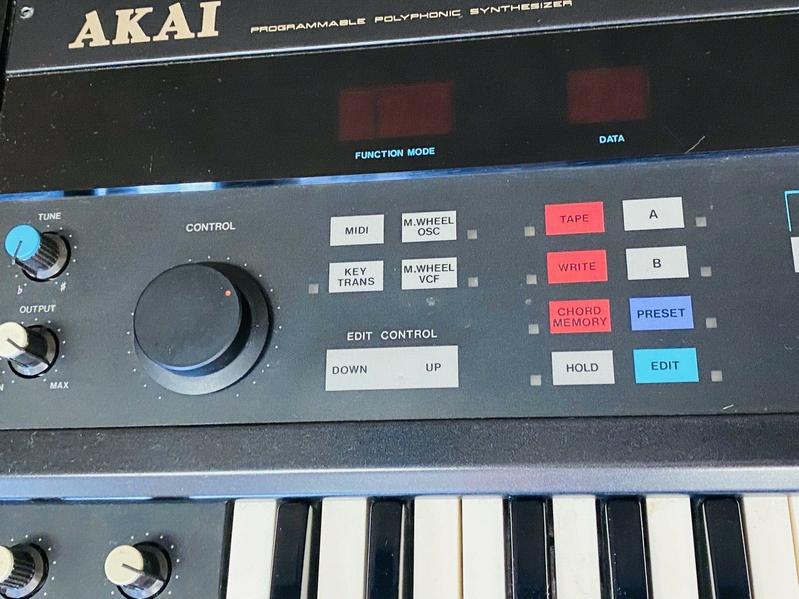 MATRIXSYNTH: AKAI AX-80 ANALOG SYNTH