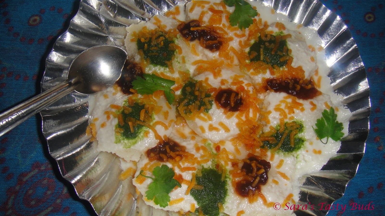 SARA'S TASTY BUDS: Dahi Idli chaat