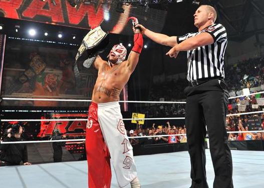 Adam's Wrestling: Rey Mysterio Wins WWE Championship