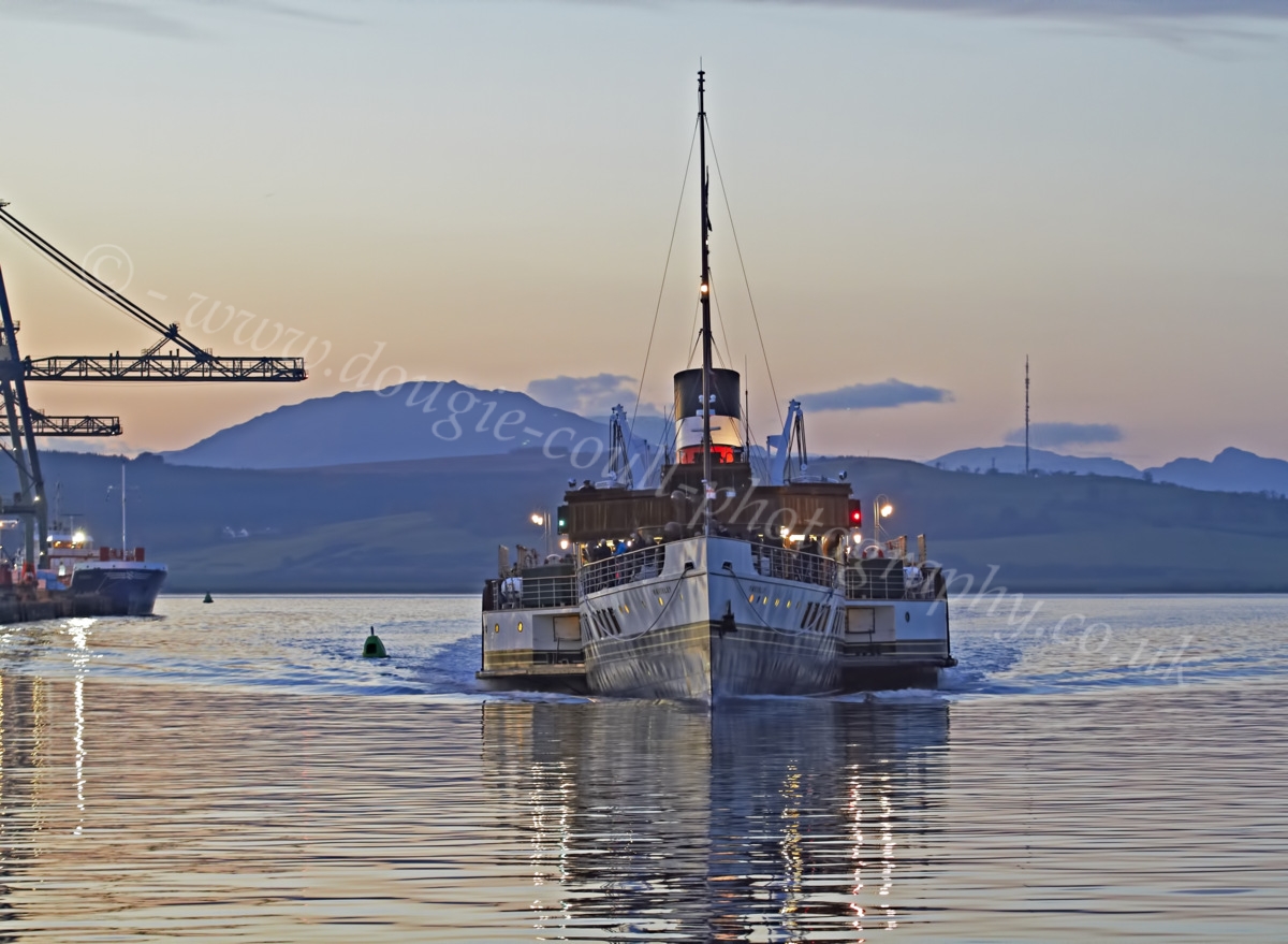 Dougie Coull Photography: PS Waverley On Her Final Cruise of 2012 Season