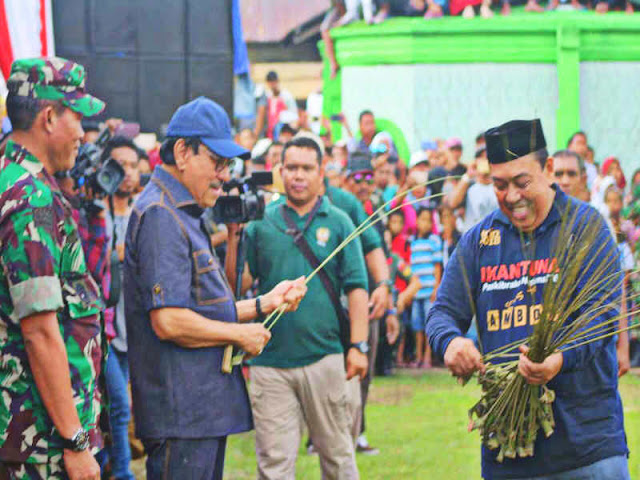 Anggota Yonif 515 Kostrad Amankan Tradisi Baku Pukul Manyapu Mamala dan ...