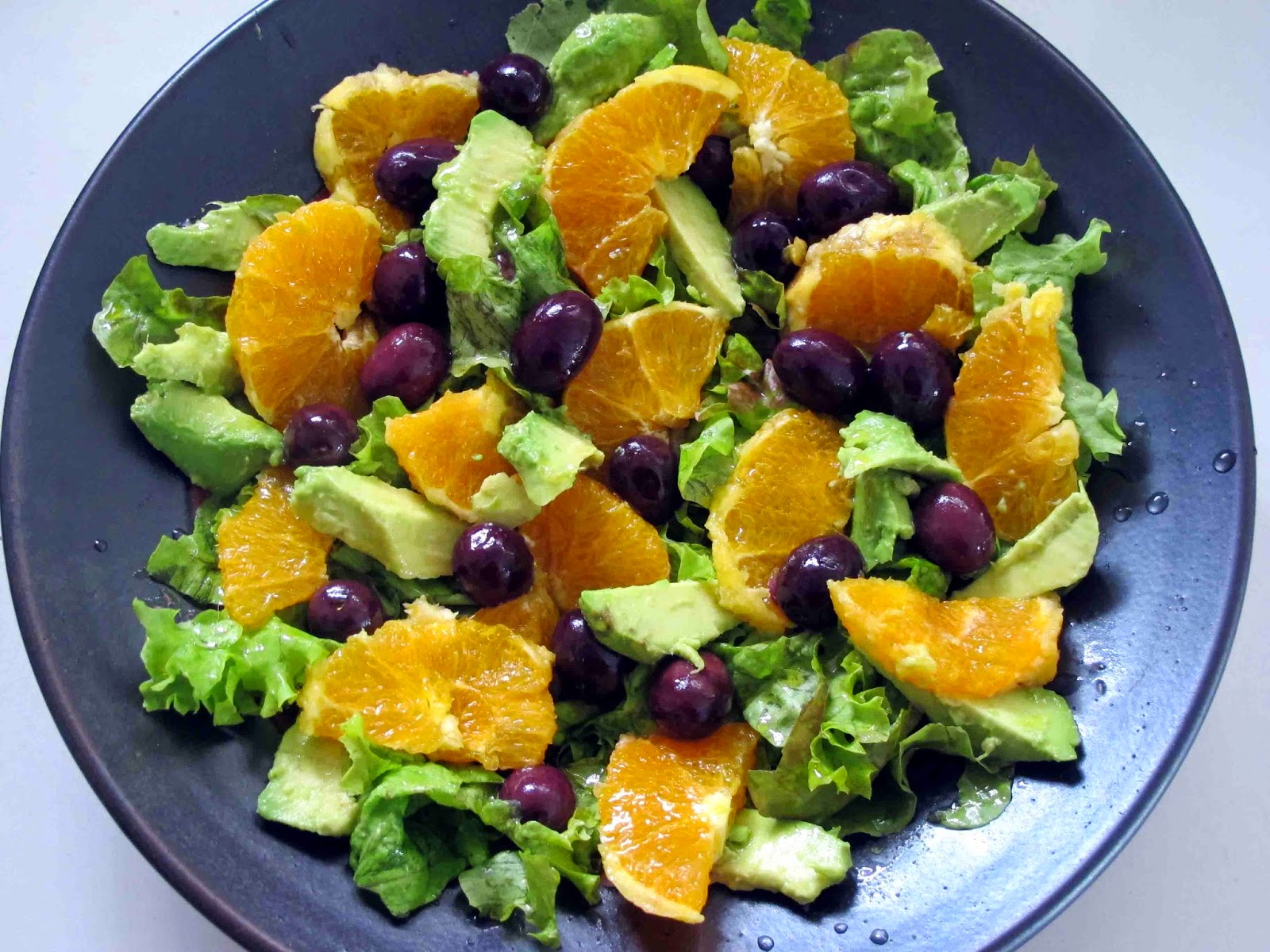 Shoot and Eat: Orange, Olive and Avocado salad