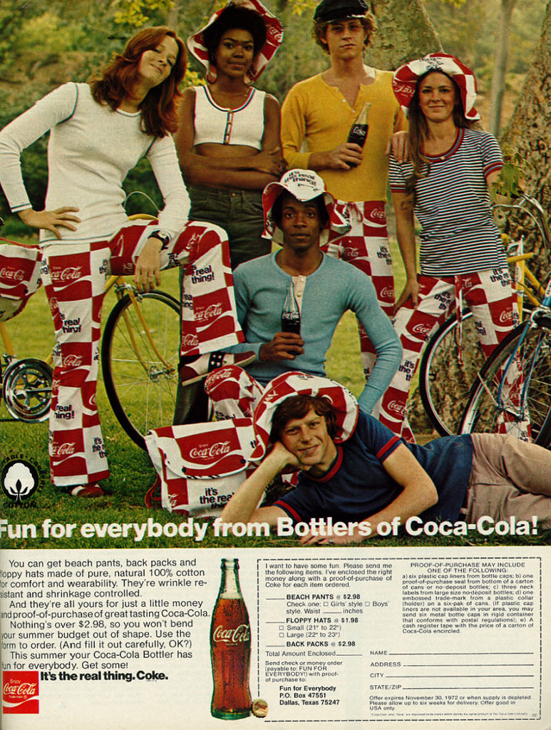 54 Interesting Vintage Pictures of Coca-Cola's Advertising in the Last ...