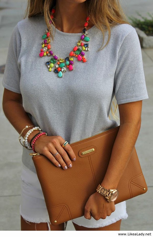 Purple Lola: ¿Cómo combinar los maxi collares?