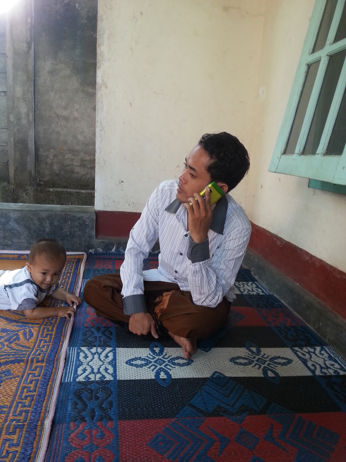 Pengertian dan Contoh Short Message Service (SMS) dalam Bahasa Inggris ...