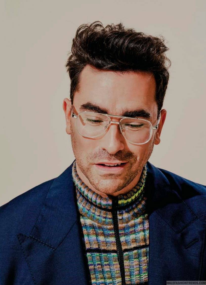 Dan Levy para OUT Magazine en fotos de Ryan Duffin