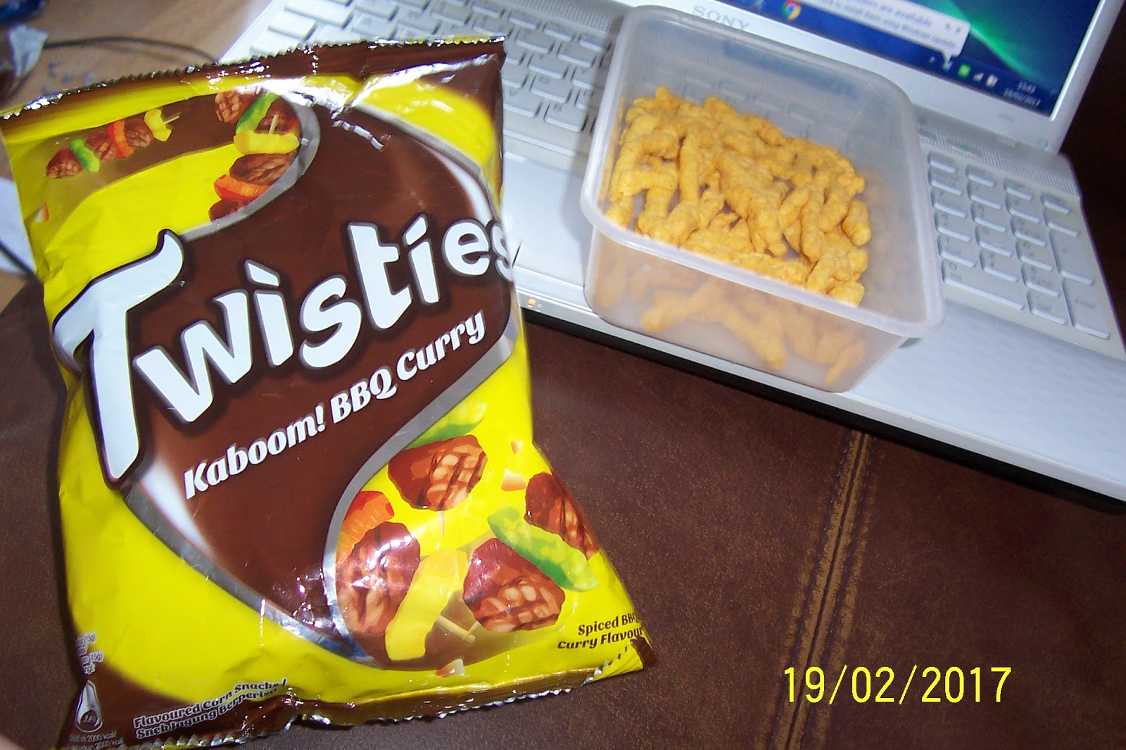 Only Foods & Chinese TV Series!!!: Twisties brings back my childhood ...
