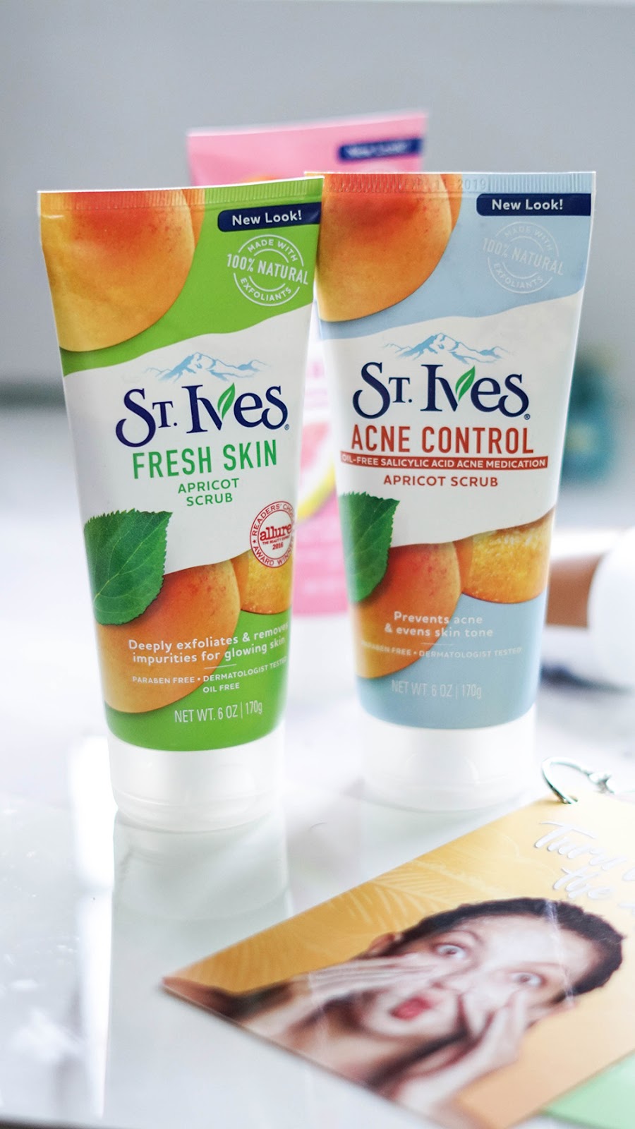 Pen My Blog: St. Ives Face Scrubs | Turn Up The Glow