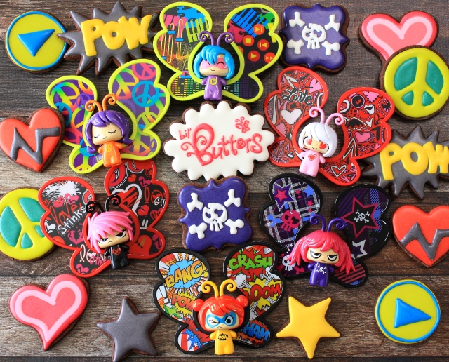 How to Make Decorated Cookies With Comic Style Lettering