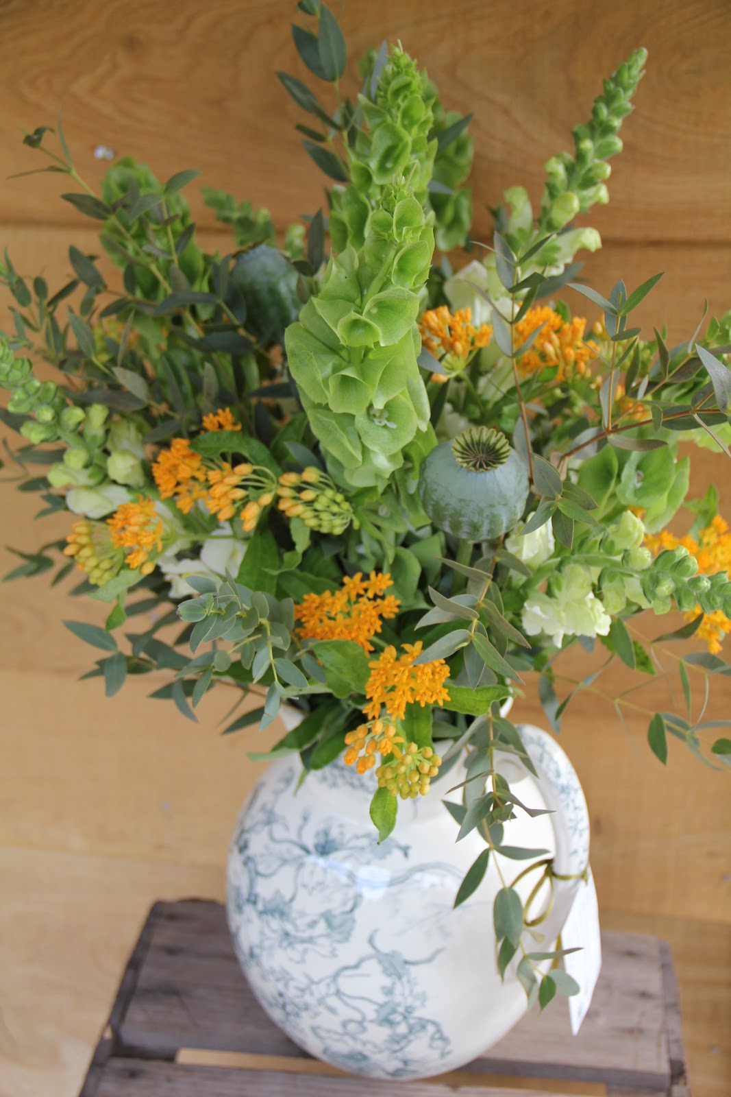 Florist in the Forest: Signs of Autumn