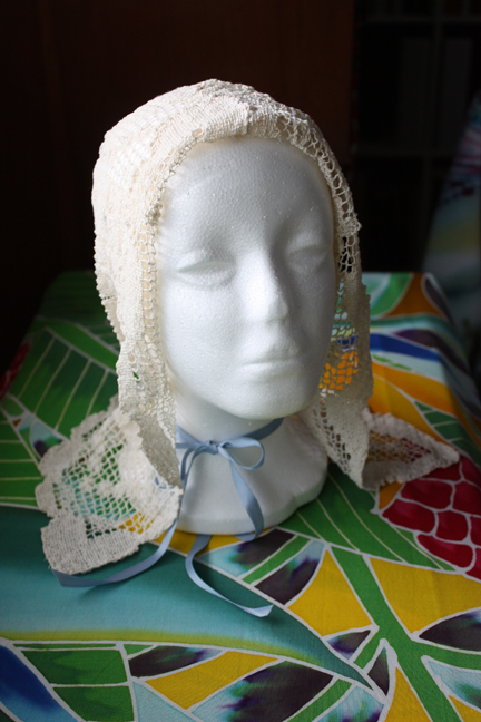 Colonial Style Bonnets