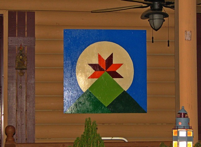 Carolina Barn Quilts: Moon Over The Mountain