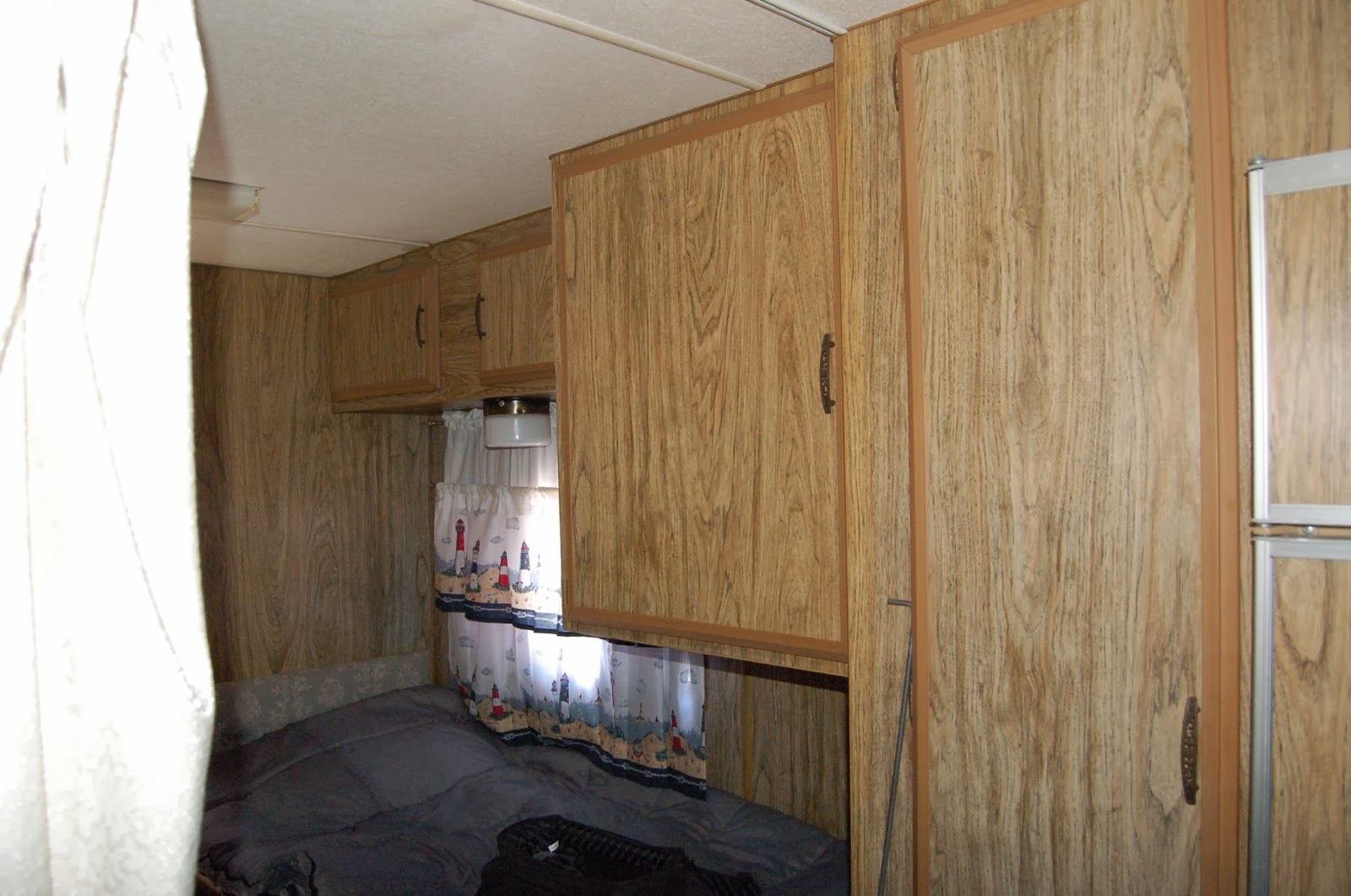 1975 Prowler Trailer: Inside Trailer