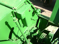 MAQUINARIA AGRICOLA INDUSTRIAL: Fotos ensiladora JD 3940 (primera parte)