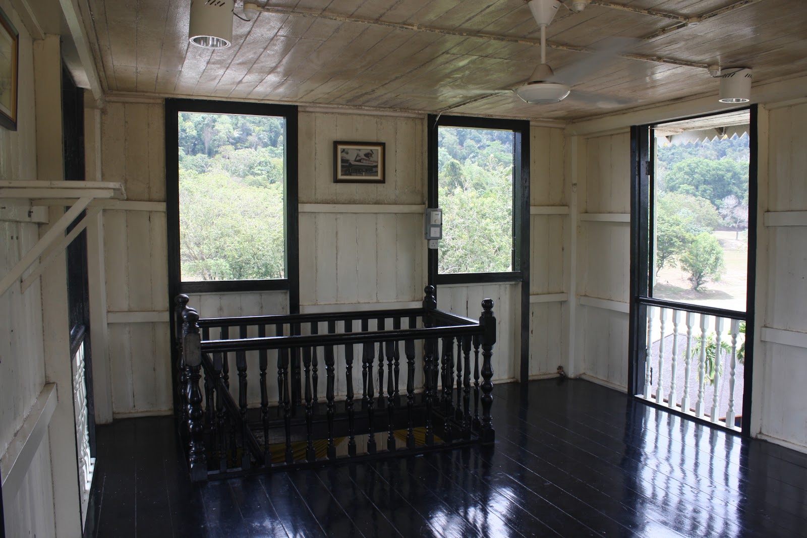 jalanjalan: Istana Lama Seri Menanti, Negeri Sembilan