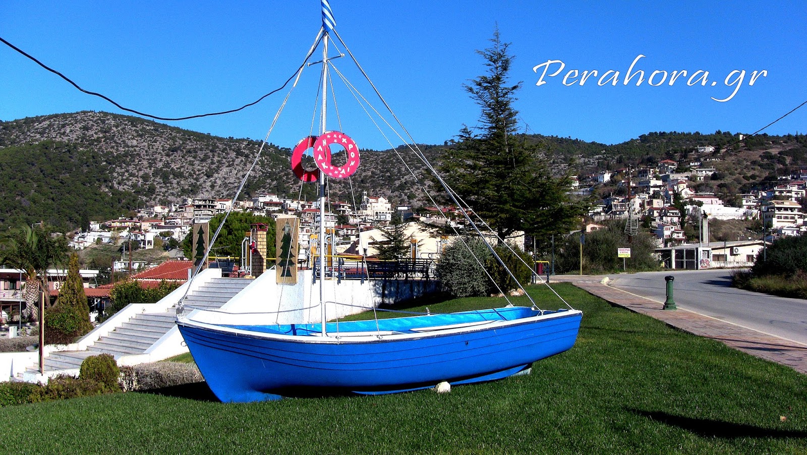 www.perahora.gr: ΤΑ ΚΑΛΑΝΤΑ ΣΕ ΠΕΡΑΧΩΡΑ ΚΑΙ ΛΟΥΤΡΑΚΙ (BINTEO)