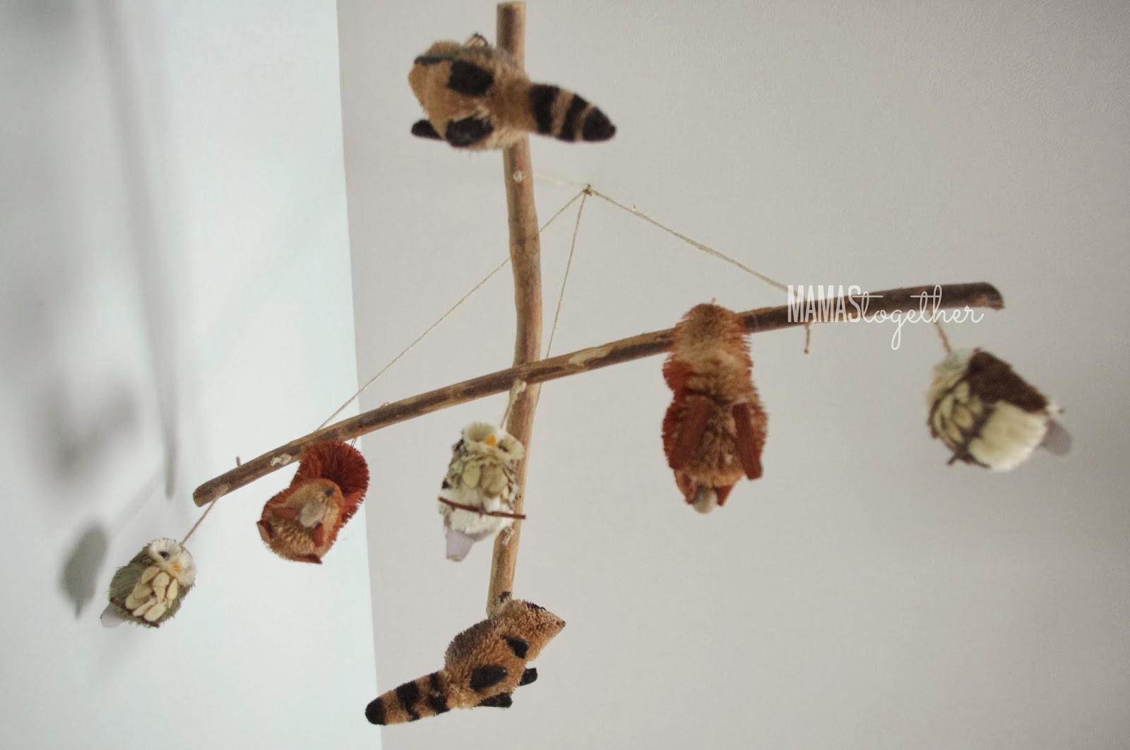 Mamas Together: DIY Woodland Mobile