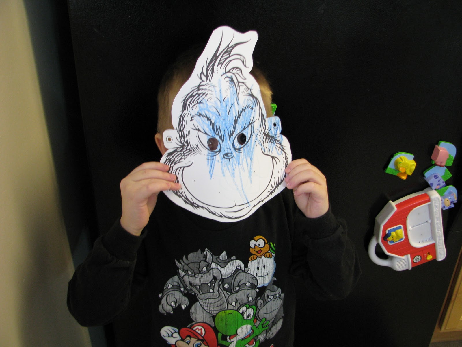 Mommy's Little Helper: How The Grinch Stole Christmas