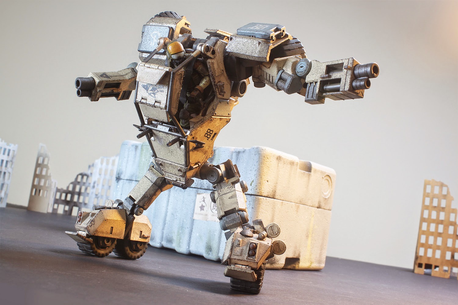 Dre Merc: Acid Rain Speeder Mk. II 88th Sand Division Vehicle Review