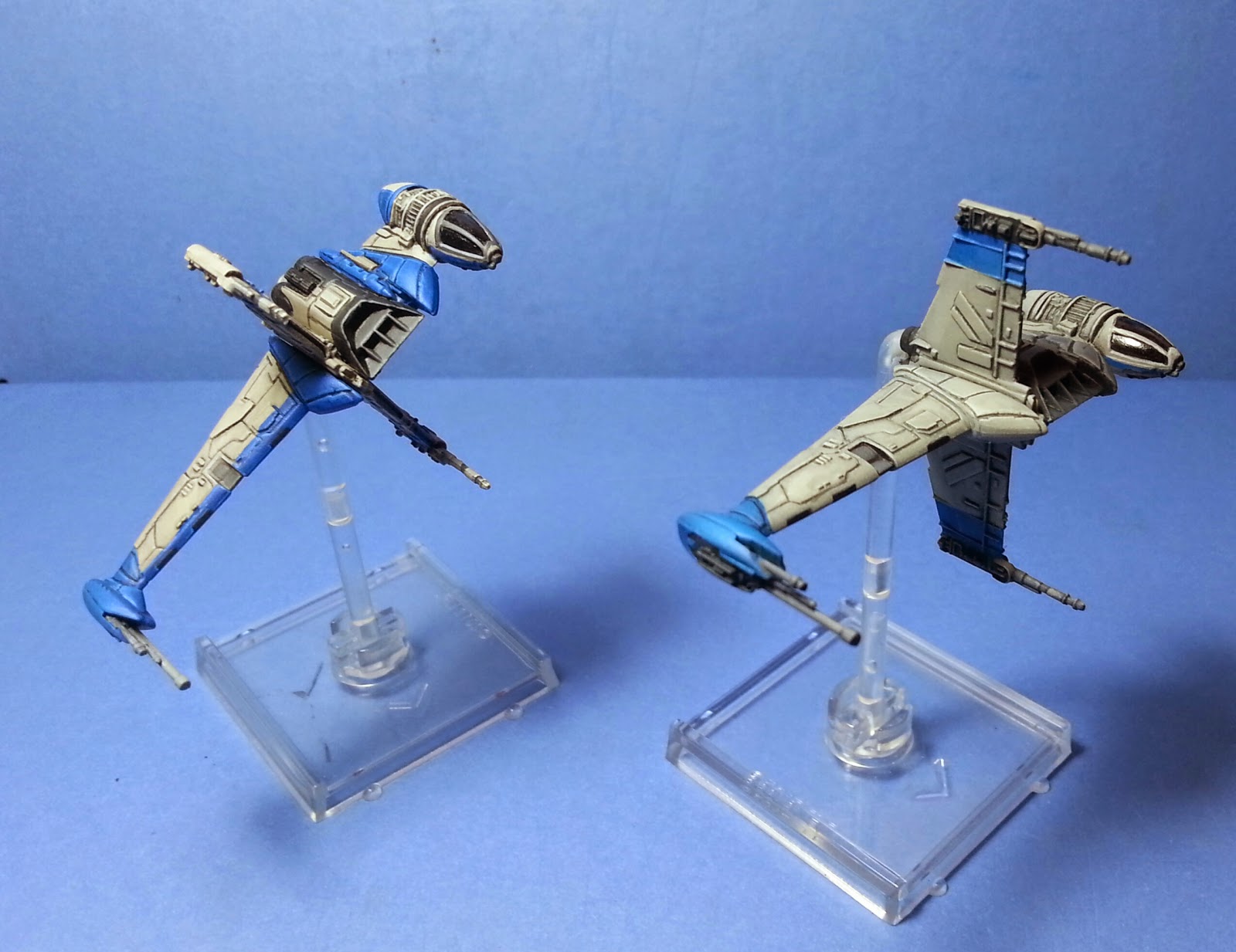 Manchando miniaturas: B-wing Blue Squadron X-Wing Miniature Game