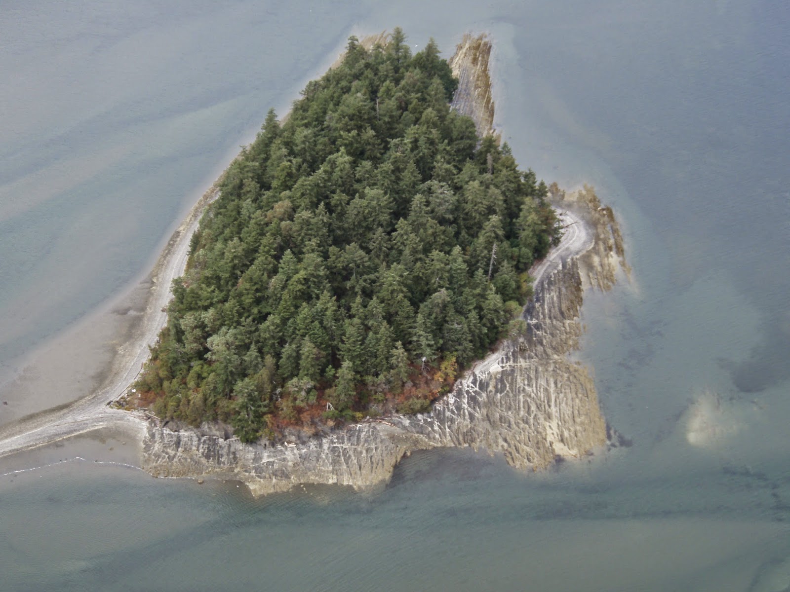 BC Oceanfront: Investigating Archeological Sites