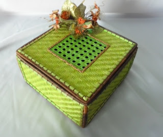 INFO KRAF: ANYAMAN BULUH PRODUK KRAF SABAH