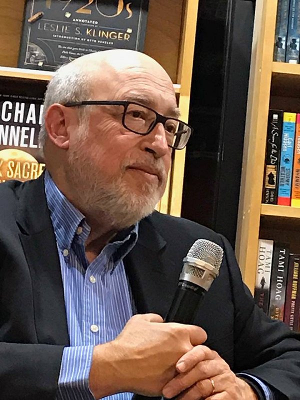 Kittling: Books: At The Poisoned Pen with Thomas Perry!