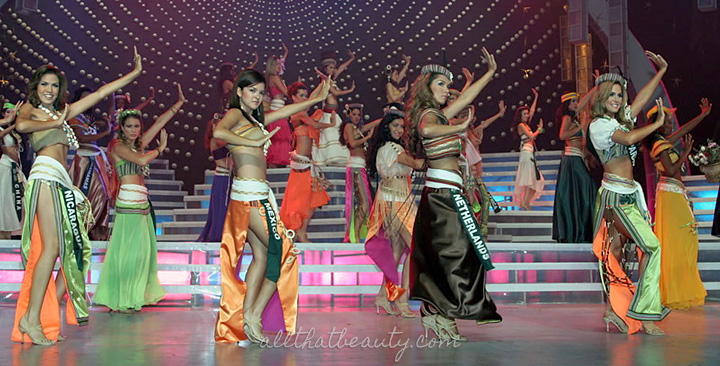 All That Beauty: Miss Earth 2005 Gallery 06 Grand Final 1