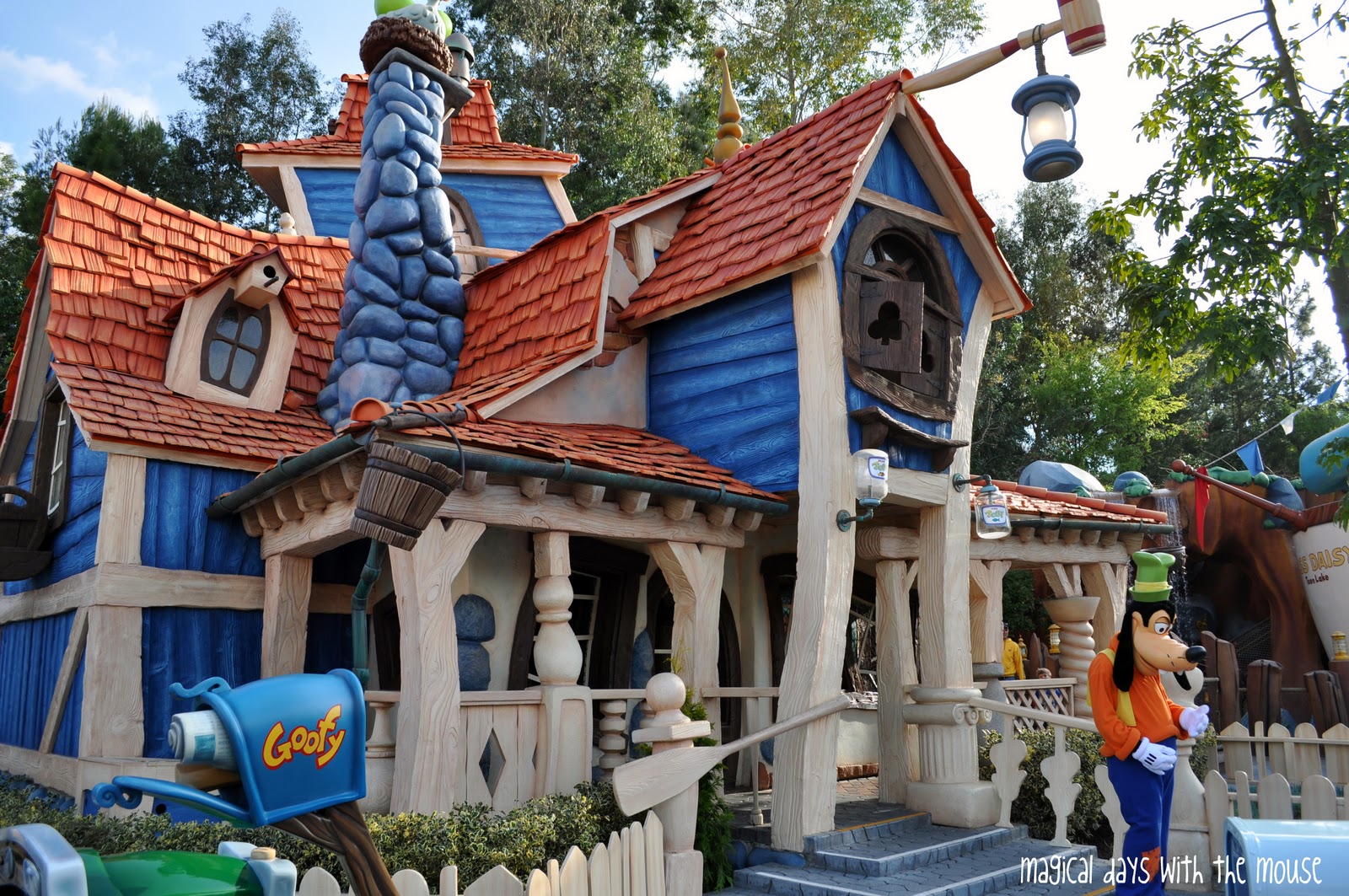 Magical Days with the Mouse: Goofy's Playhouse