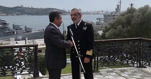SALAMIS-NEWS: Παράδοση-παραλαβή Διοικητών Ναυστάθμου