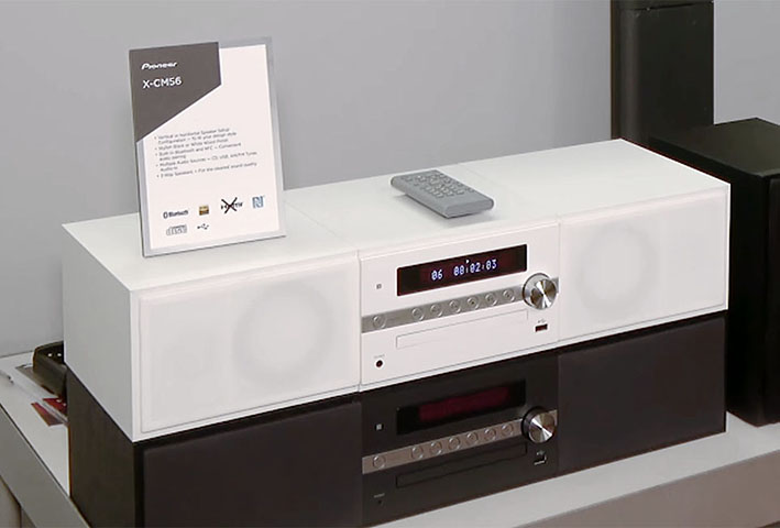 Pioneer X-CM56B Mini System
