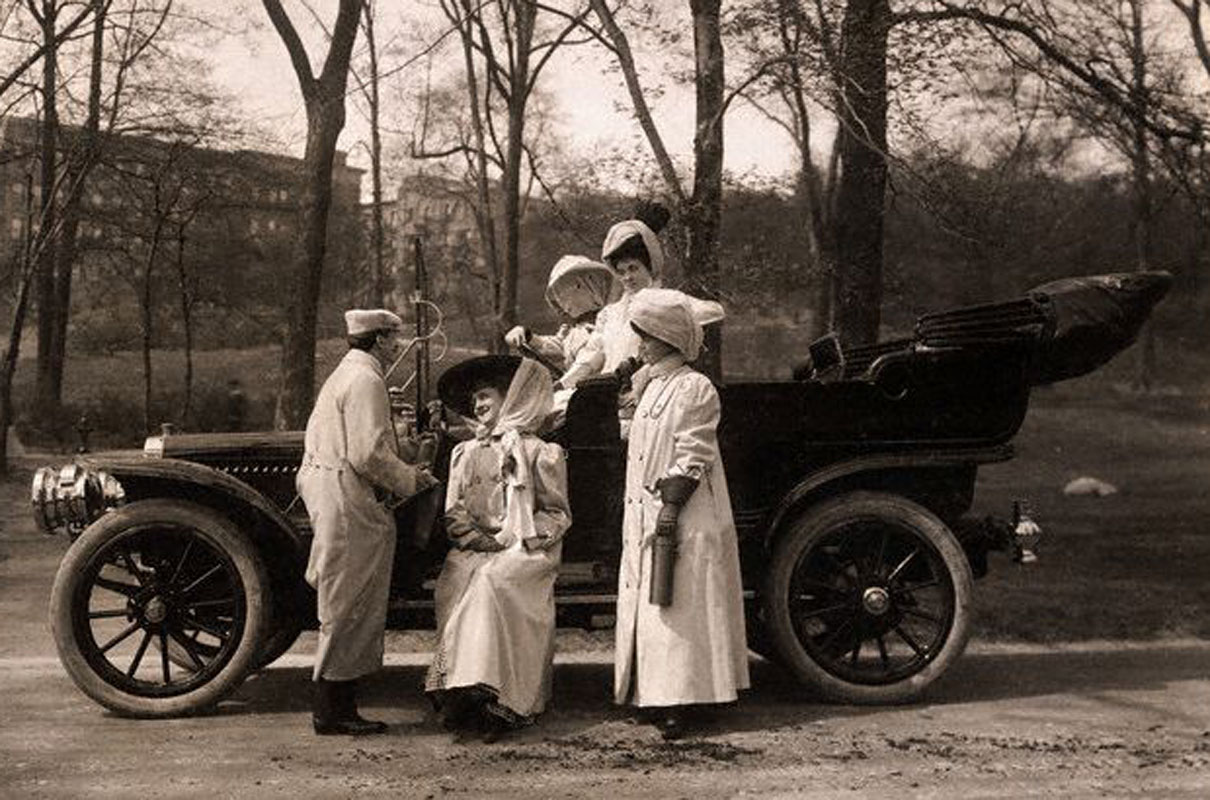 Just A Car Guy: ready for a ride in a Winton, 1908