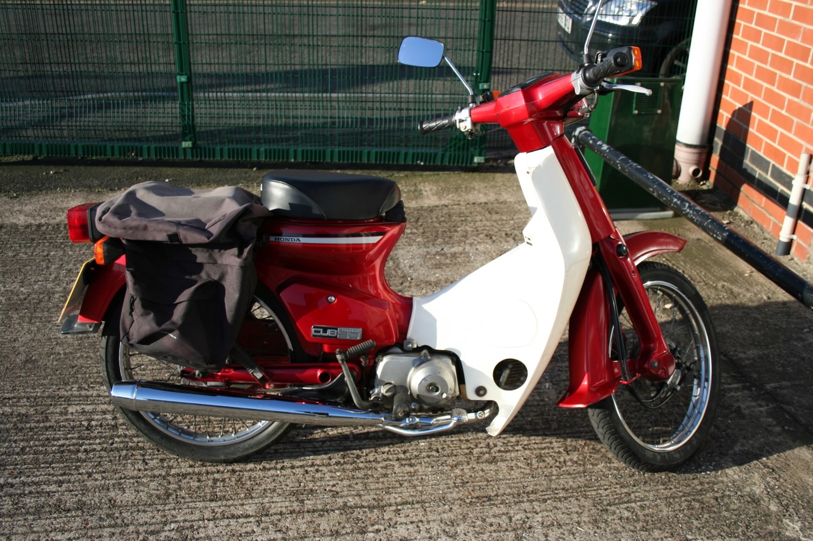Fat Bloke Travels: Which Motorbike - Honda C90 Lookalike!
