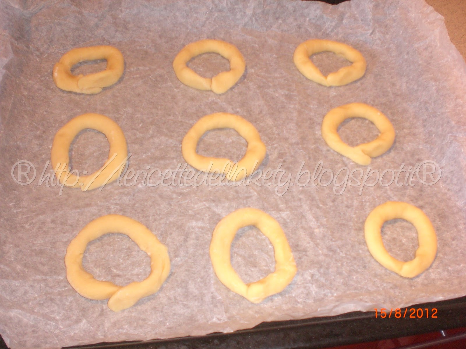 Le ricette della Kety: Ciambelline rosa