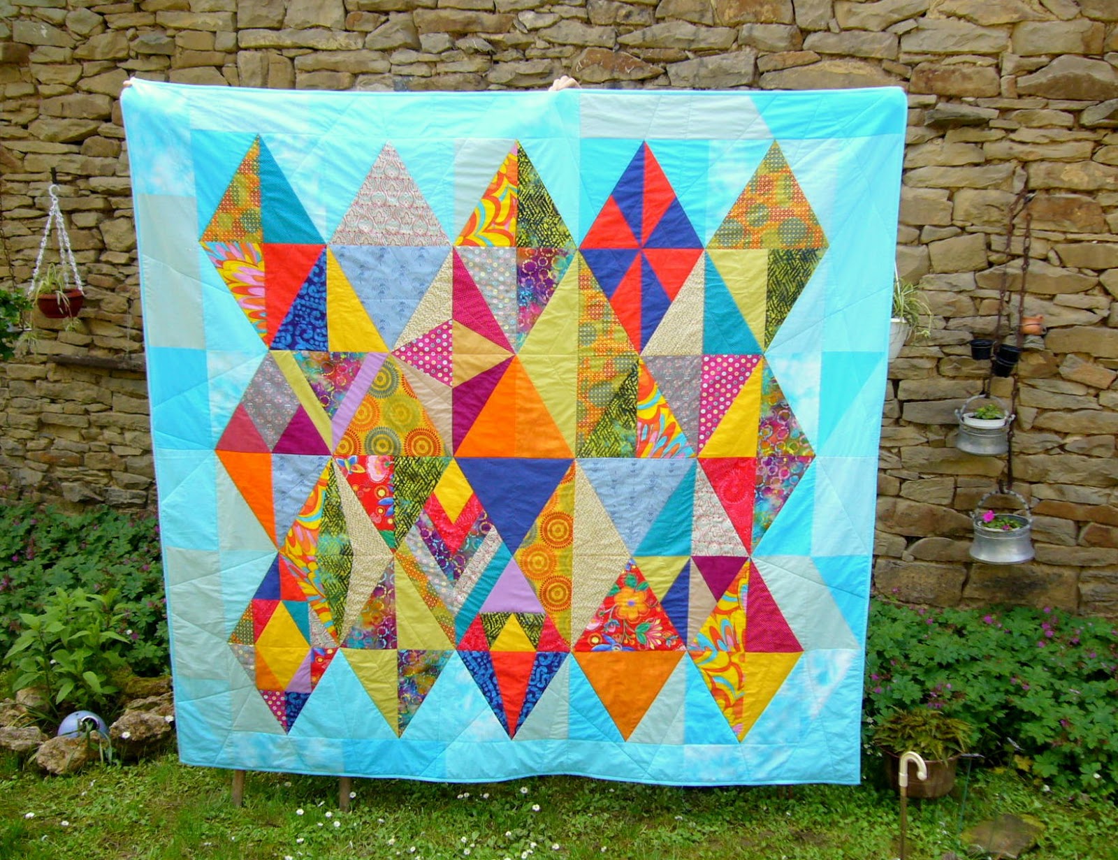 3patchcrafts: The wedding quilt Diamonds was finished