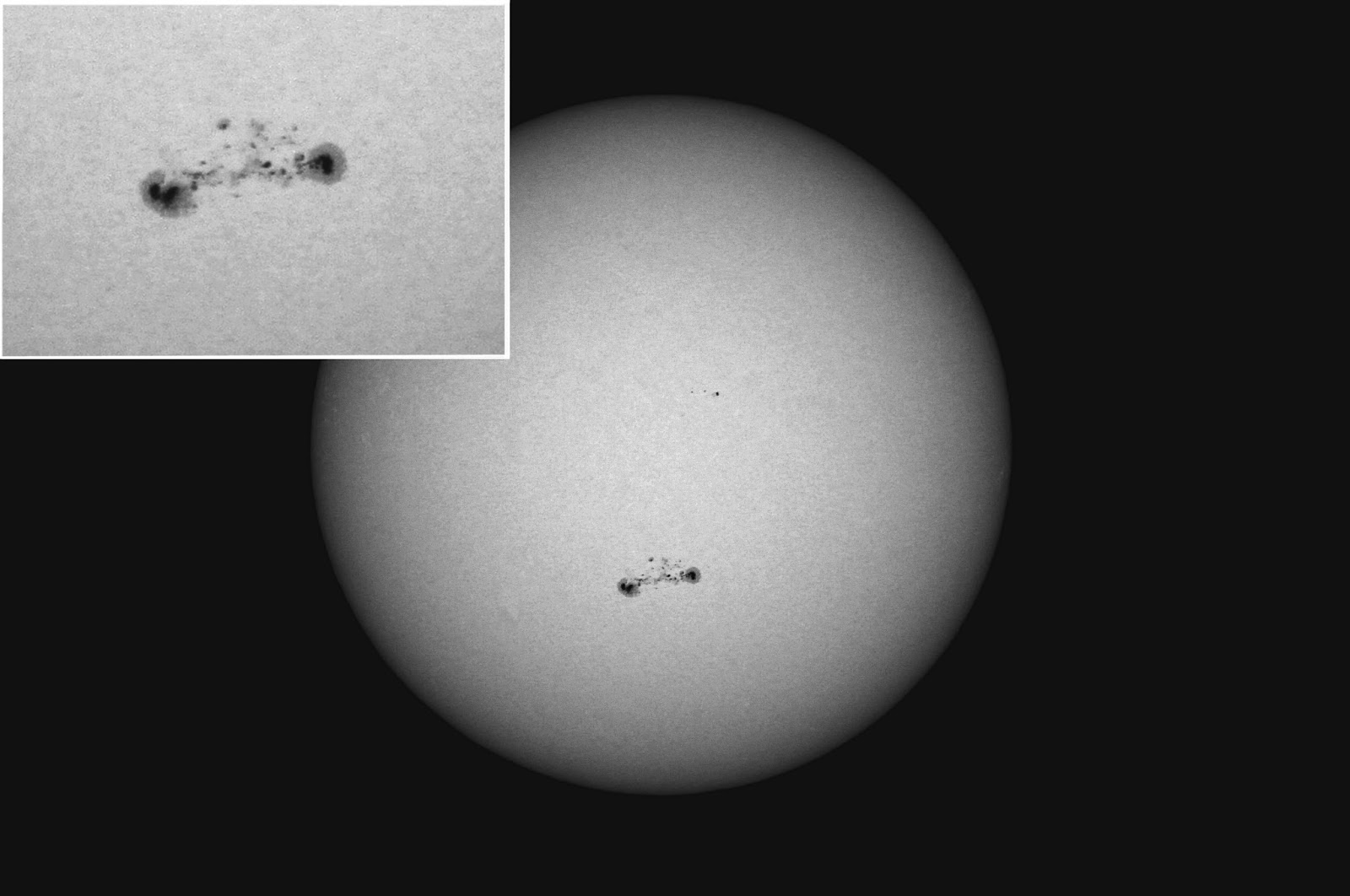 Sun in H-alpha and White Light on August 23rd, 2015 - AstroMadness.com