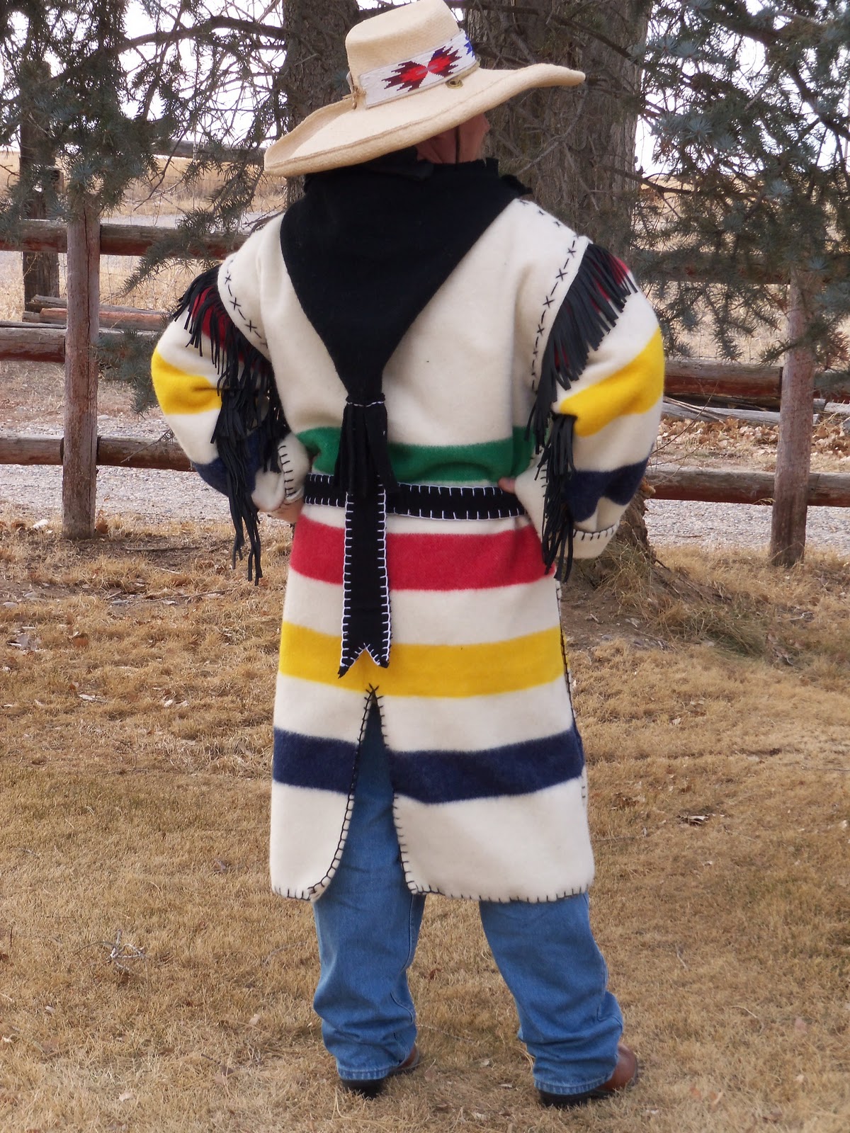 Coyote's Capotes: Capotes