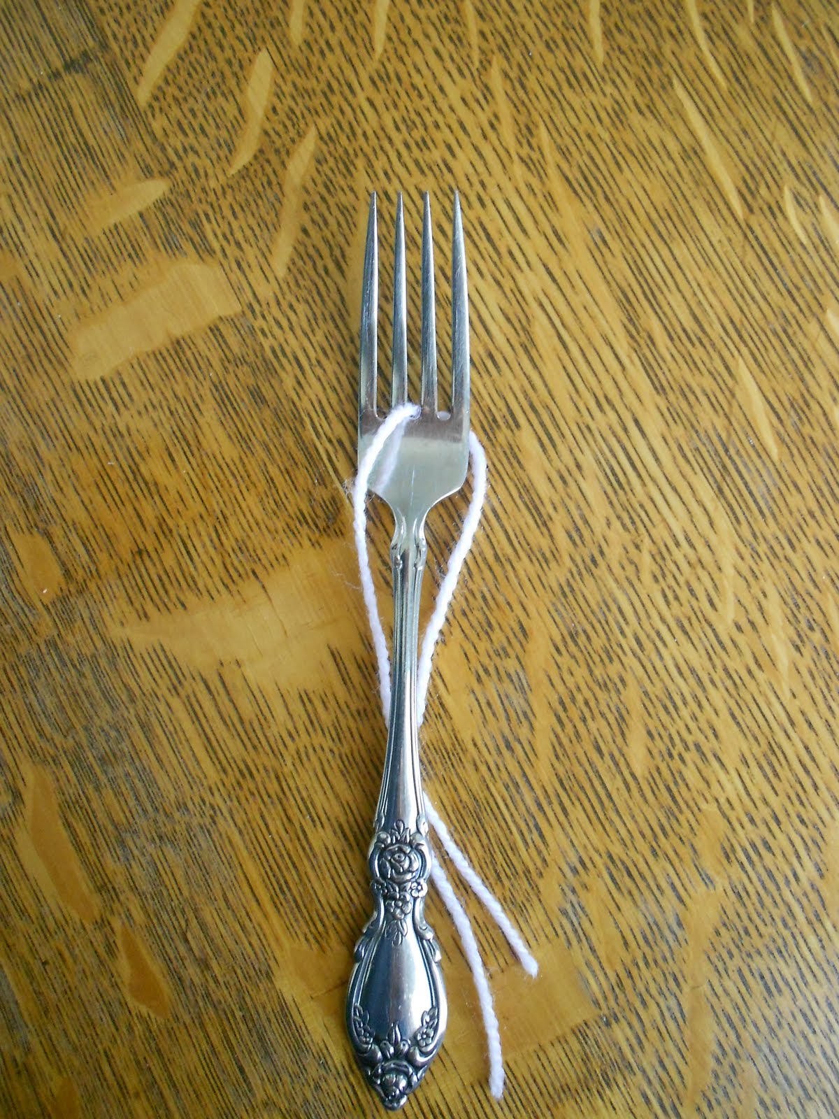 Almost Unschoolers: Fork Weaving