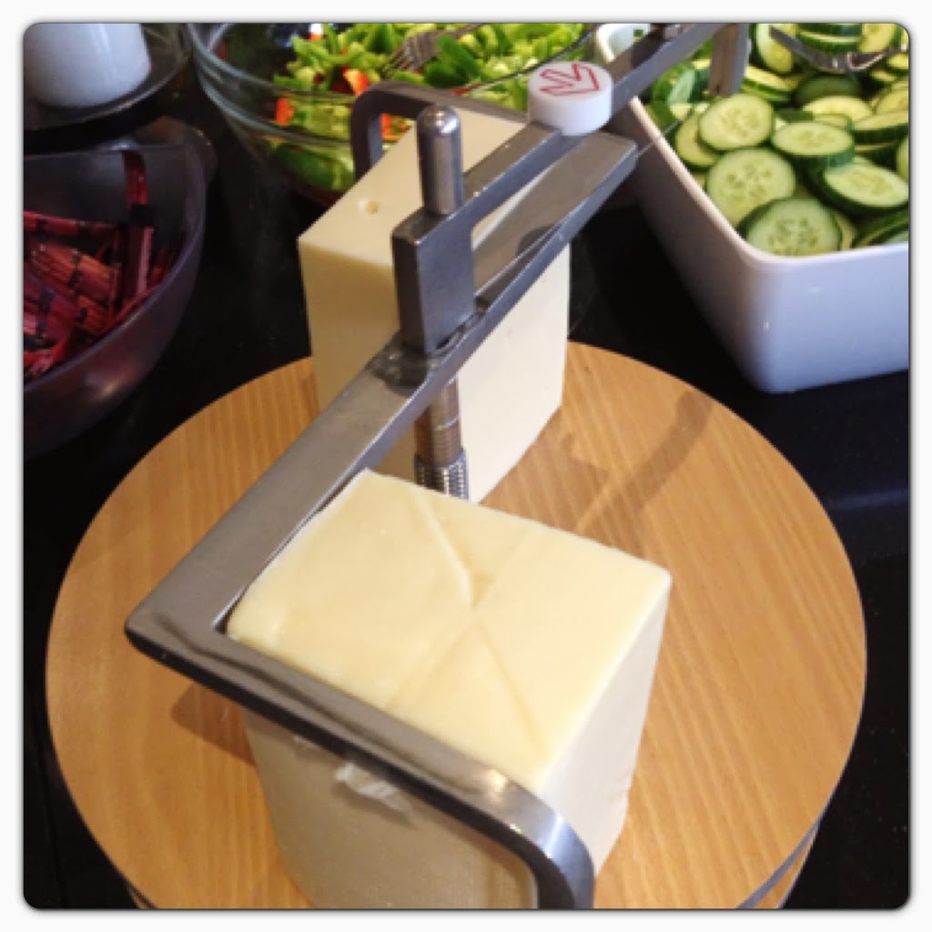 Livet enligt Johanna: Ost och språk