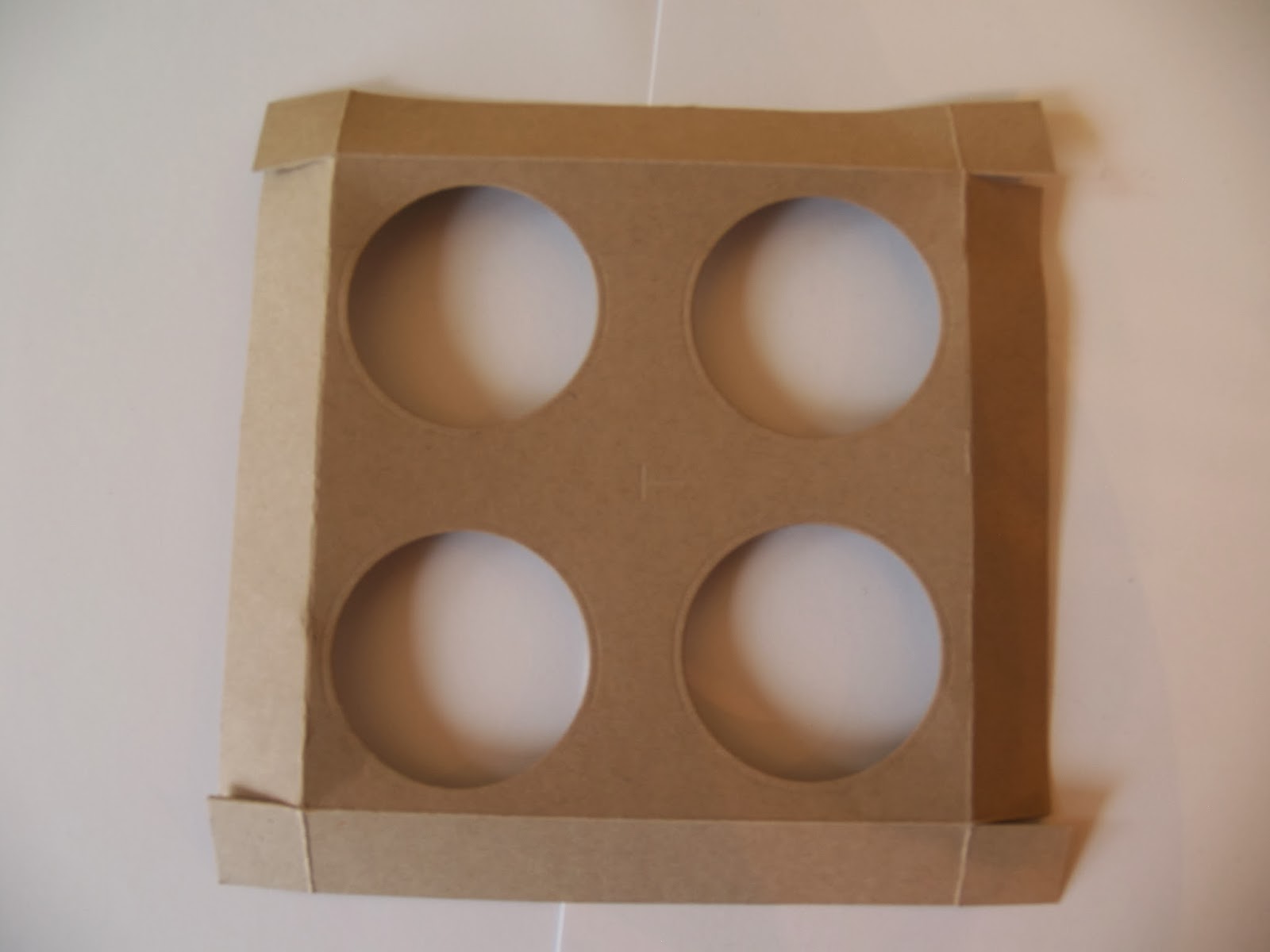 Rock Paper Scissors: Mini cups and cup holder