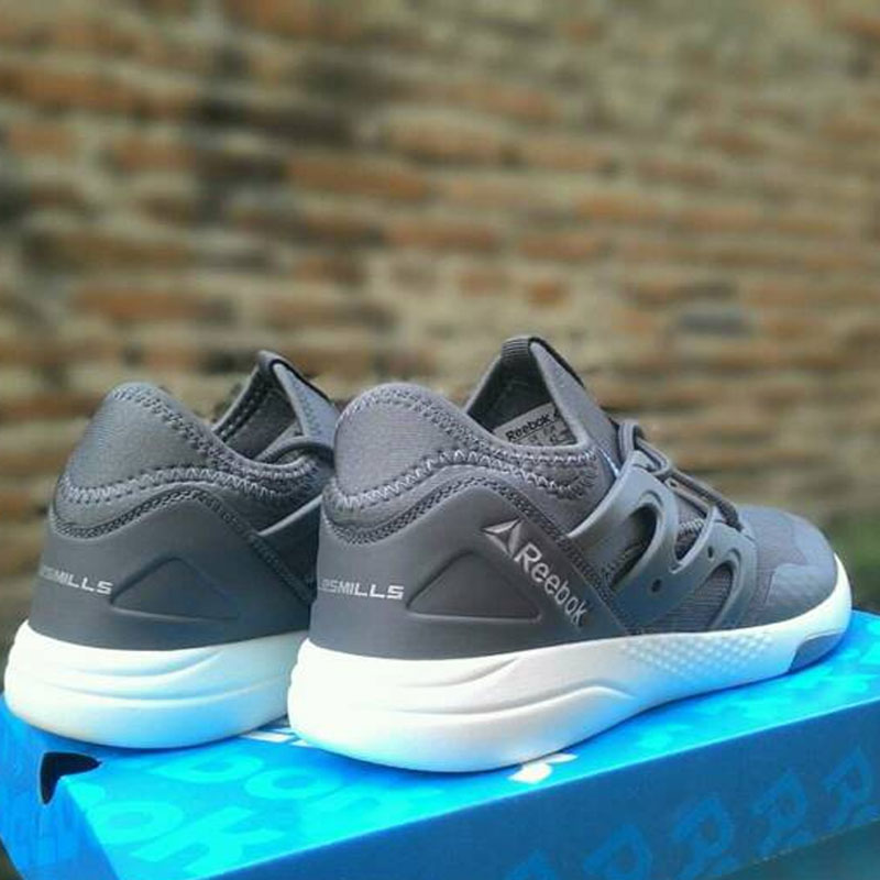 Sepatu Reebok LesMills Premium Hitam [SRL-003] | Omsepatu.com