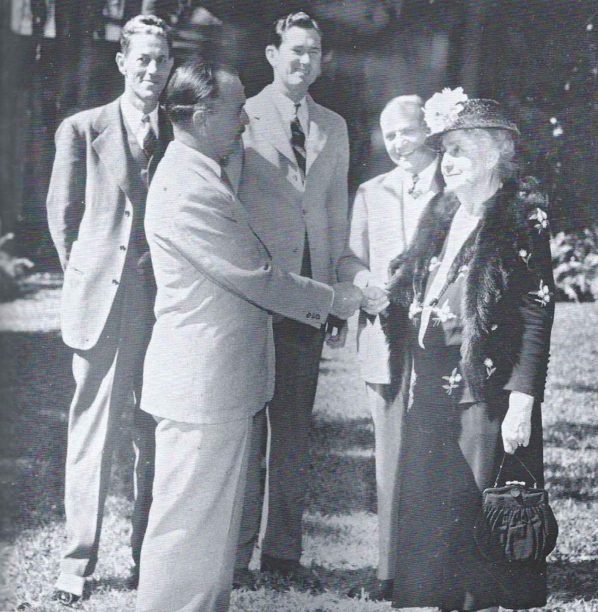 Leoma Lovegrove's Everyday Art Adventure : Celebrating local legend ...