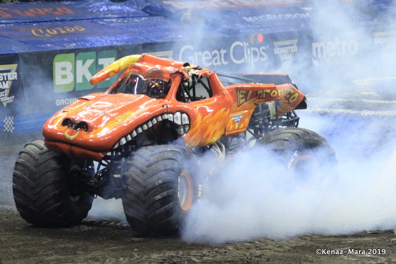 ChiIL Mama : REVIEW: Monster Jam Triple Threat Series at Allstate Arena ...