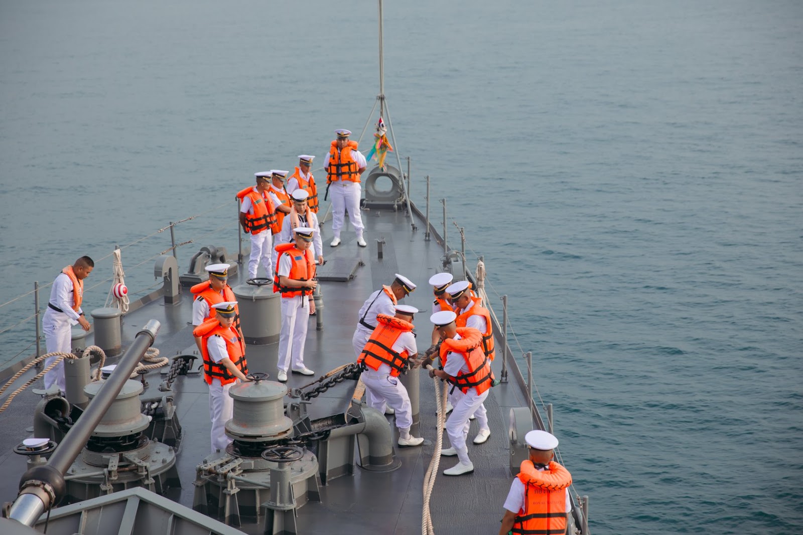 THAIDEFENSE-NEWS: ภาพกิจกรรม หมู่เรือฝึกนักเรียนนายเรือ "Sea Training 2018"