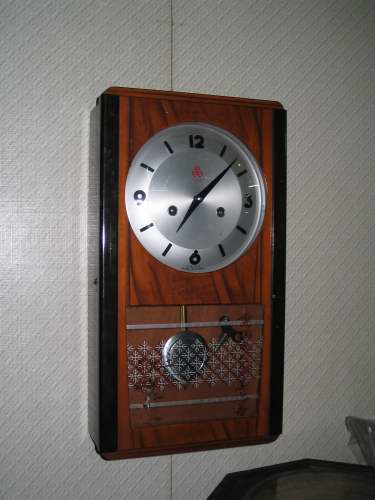 Clock Repair in Kuala Lumpur: 555 Wall Clock for Repair