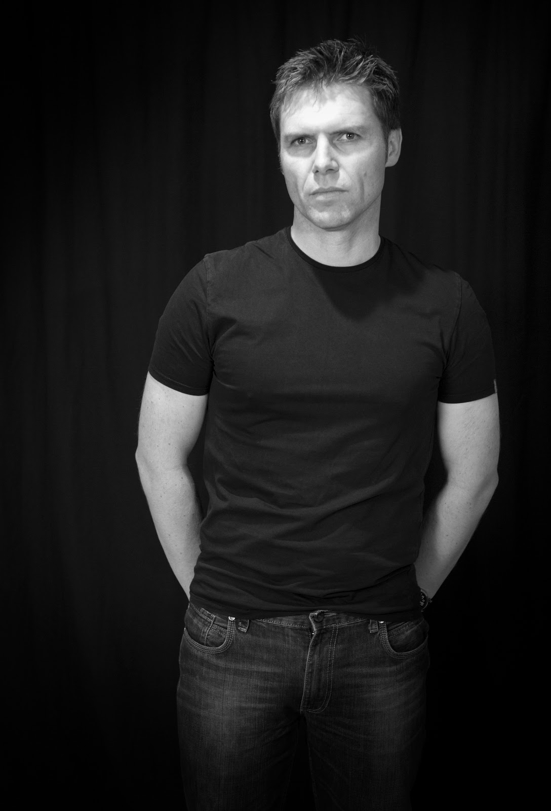 Nick Wallis: Profile pics